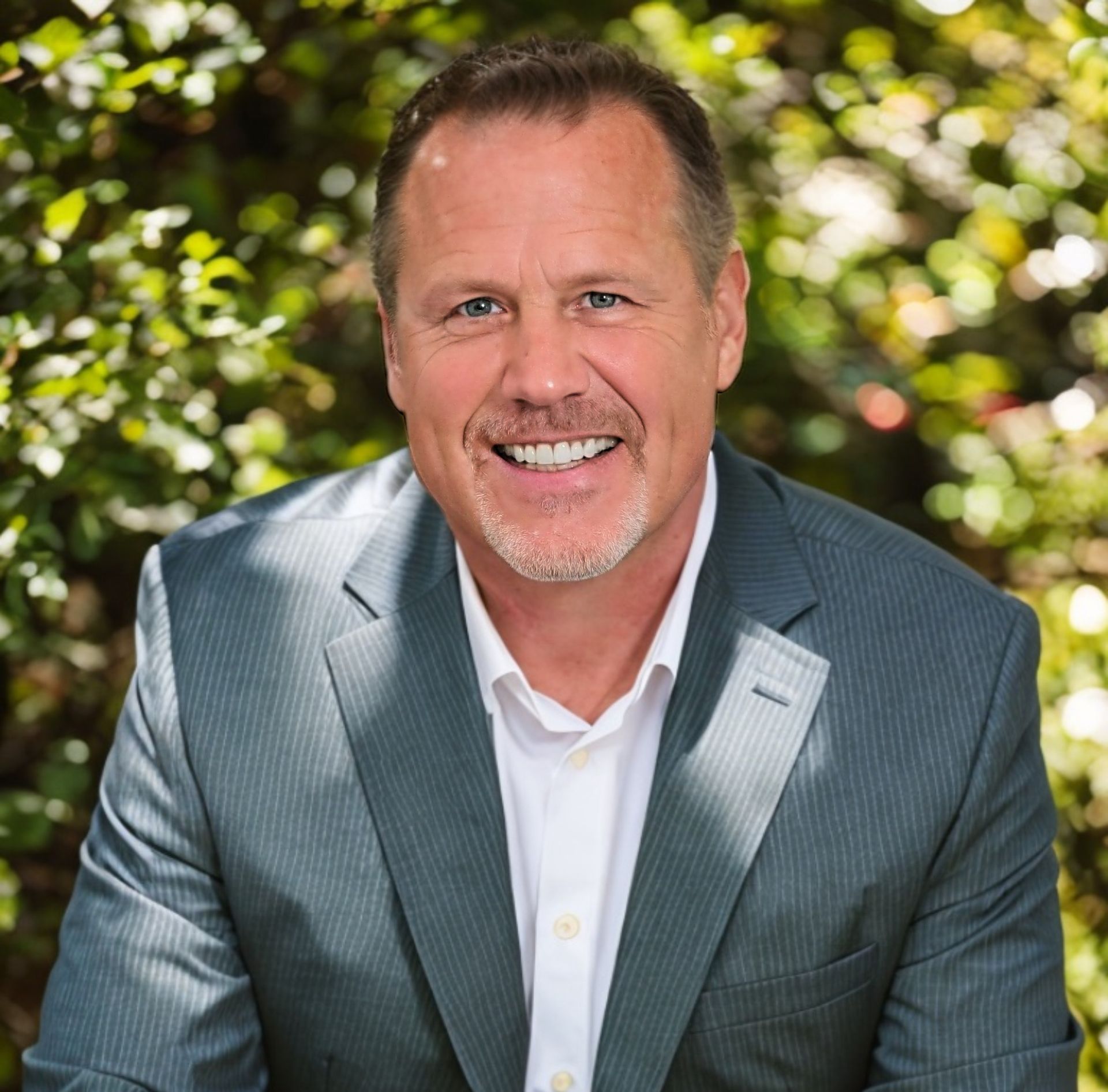 Maple Leaf Management, LLC | About Maple Leaf Management