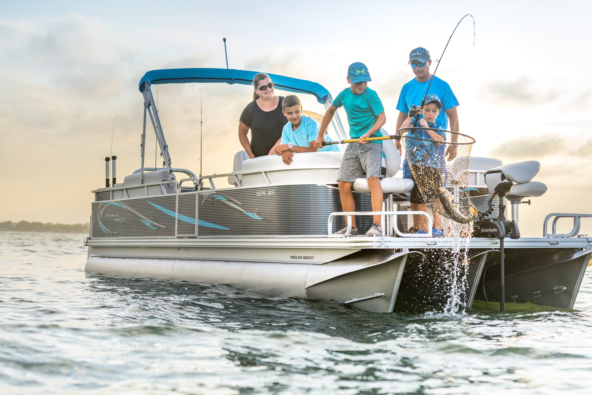 Angler Qwest Pontoons