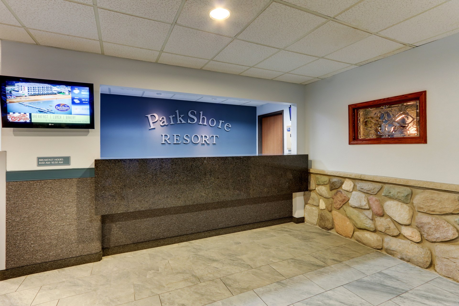 Parkshore Resort is the most exclusive of all hotels in Traverse City, Michigan, with lodging ...