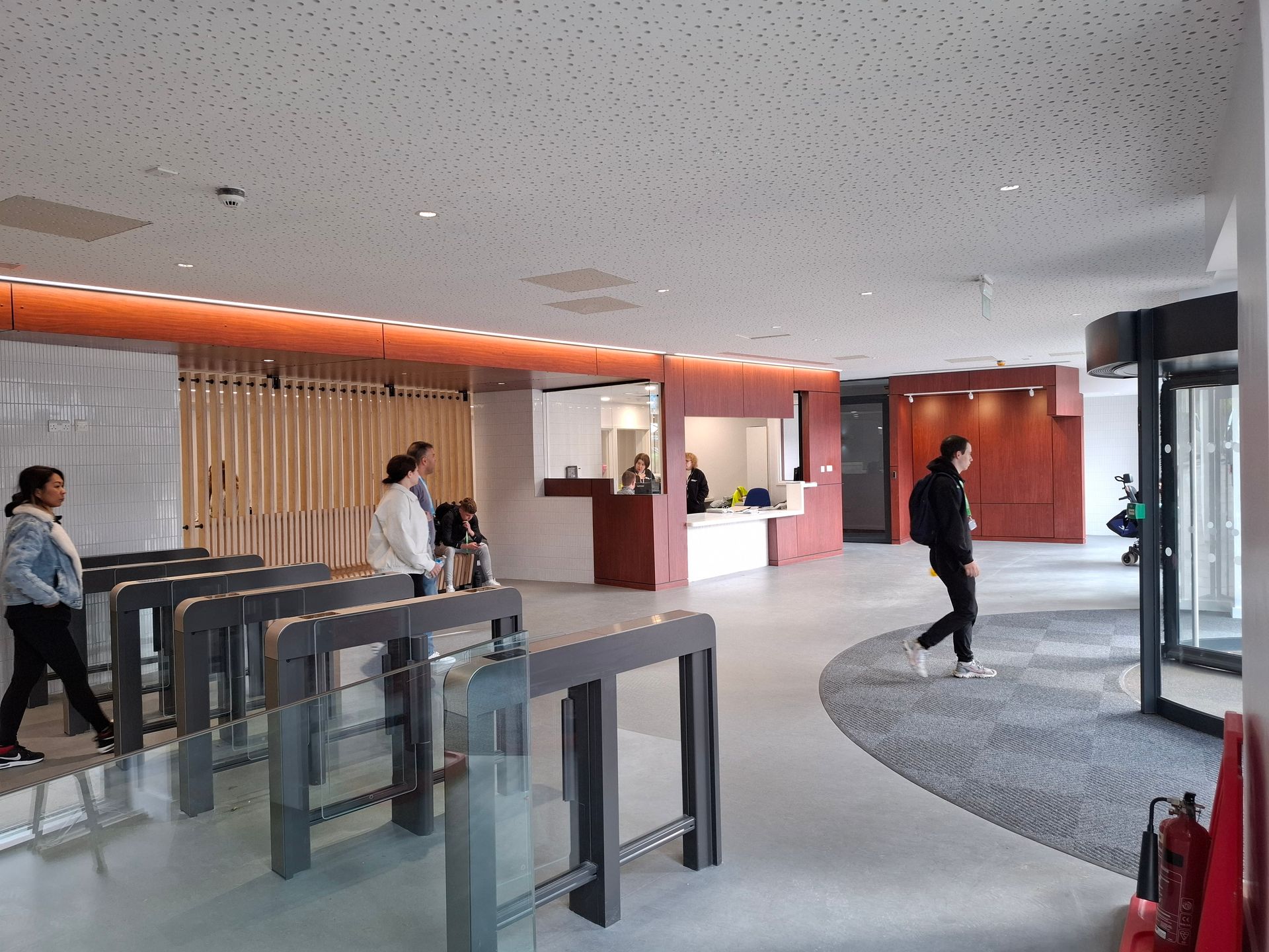 CALDERDALE College - Reception Area