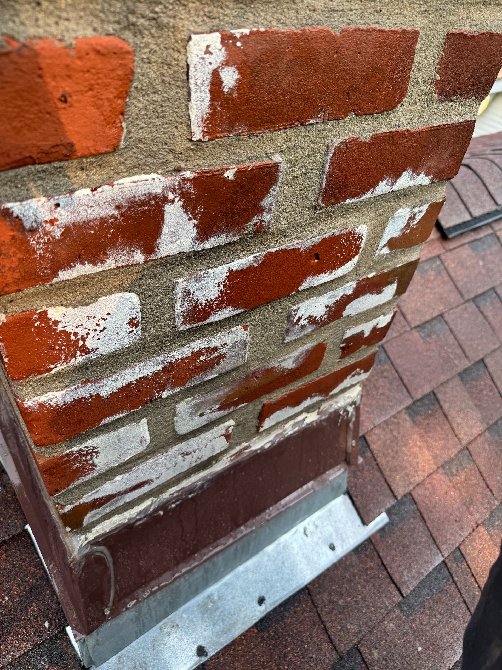 How Minnesota’s Freeze–Thaw Cycle Wears Down Your Brick & Stone