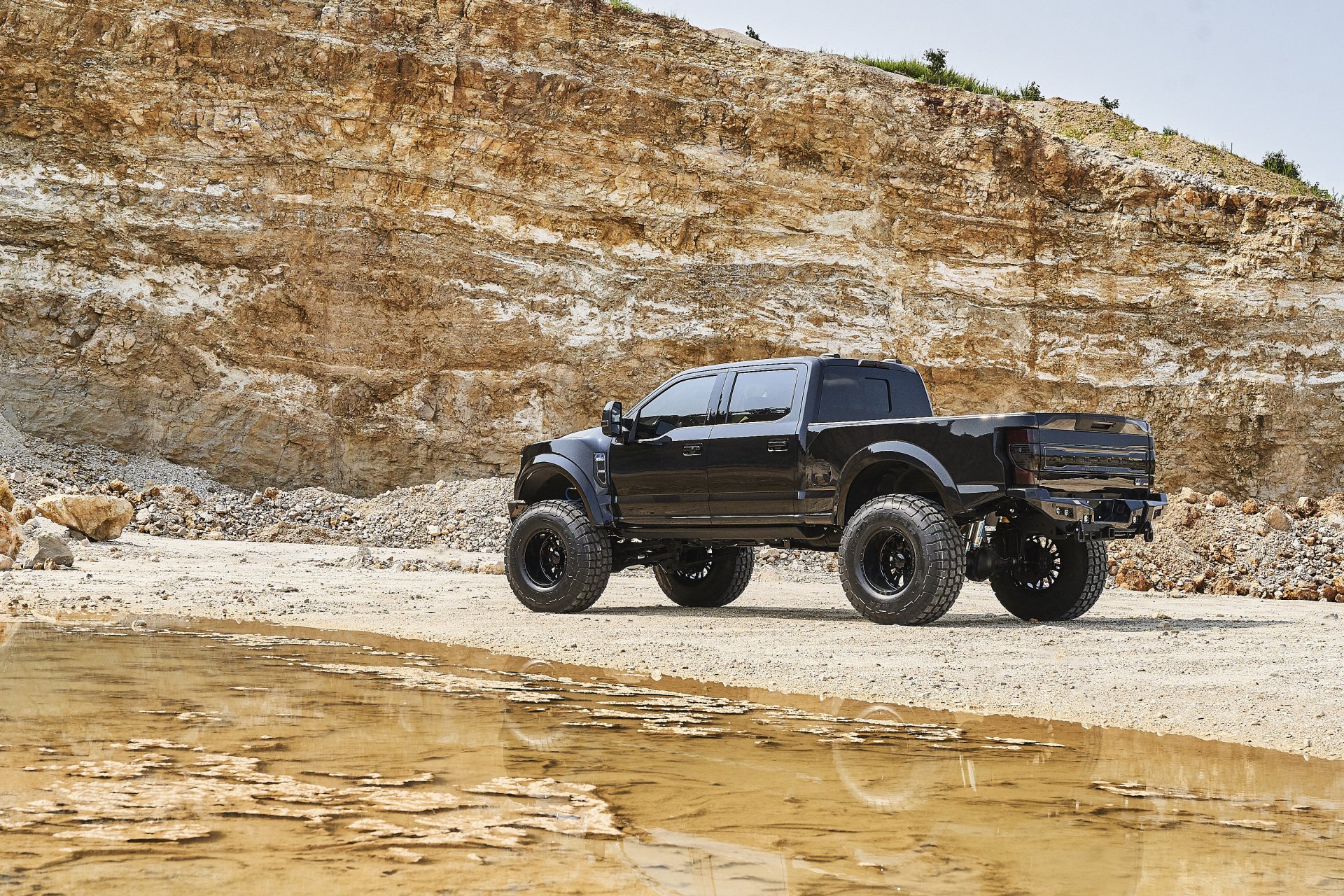 DEFCO Trucks - DRIVEN TO PROVIDE THE BEST QUALITY AND STYLE