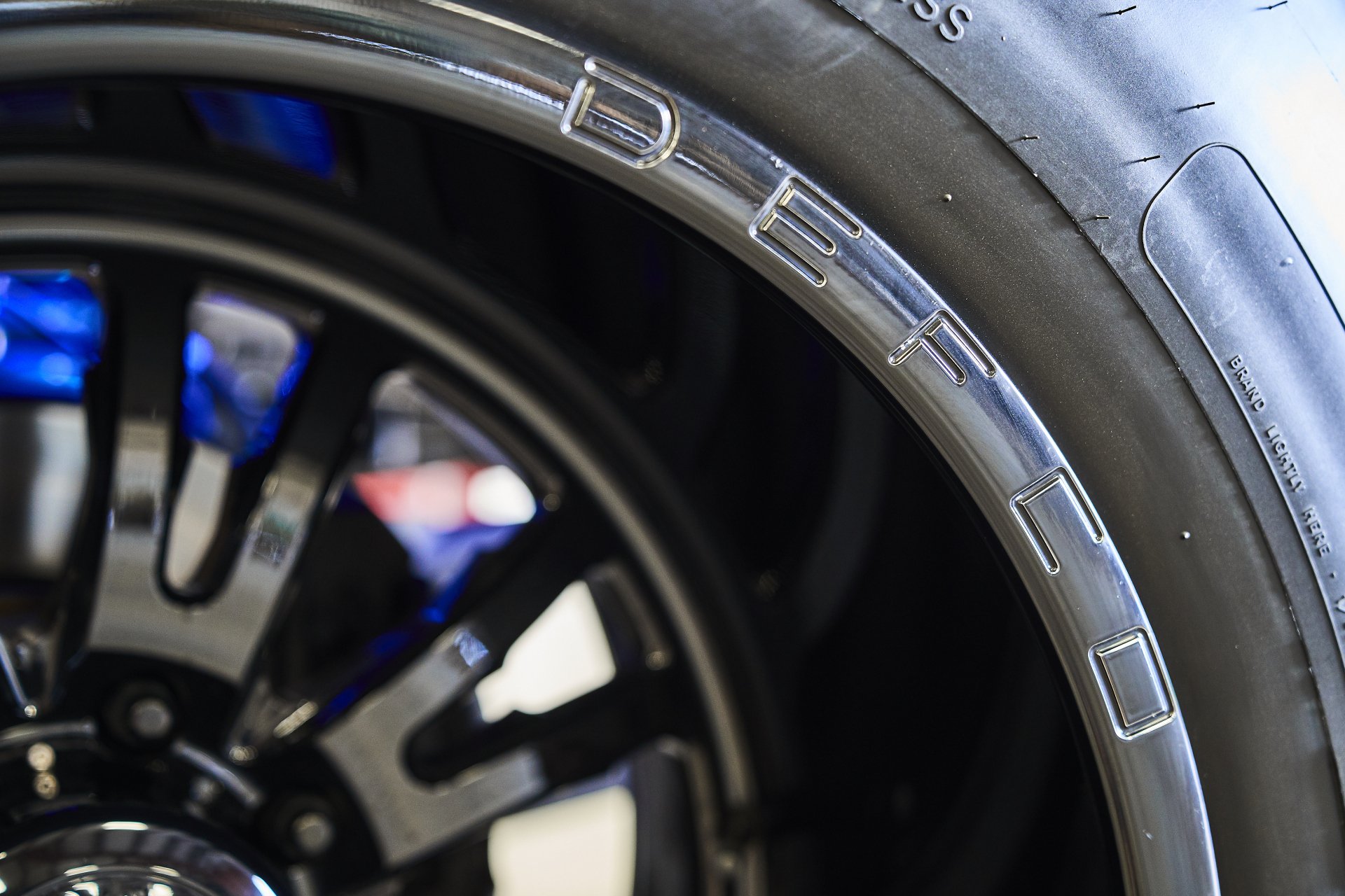 DEFCO Trucks - DRIVEN TO PROVIDE THE BEST QUALITY AND STYLE