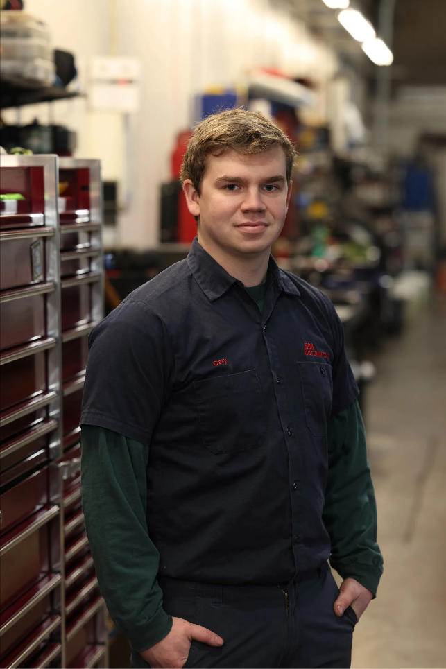 Meet The Team - 808 Automotive Inc.