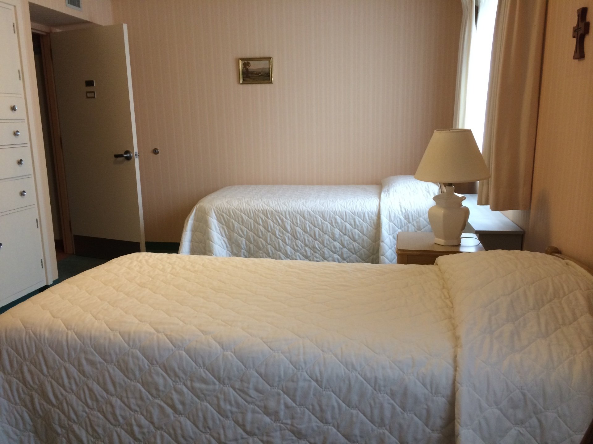 Overnight Accommodations and Lounges