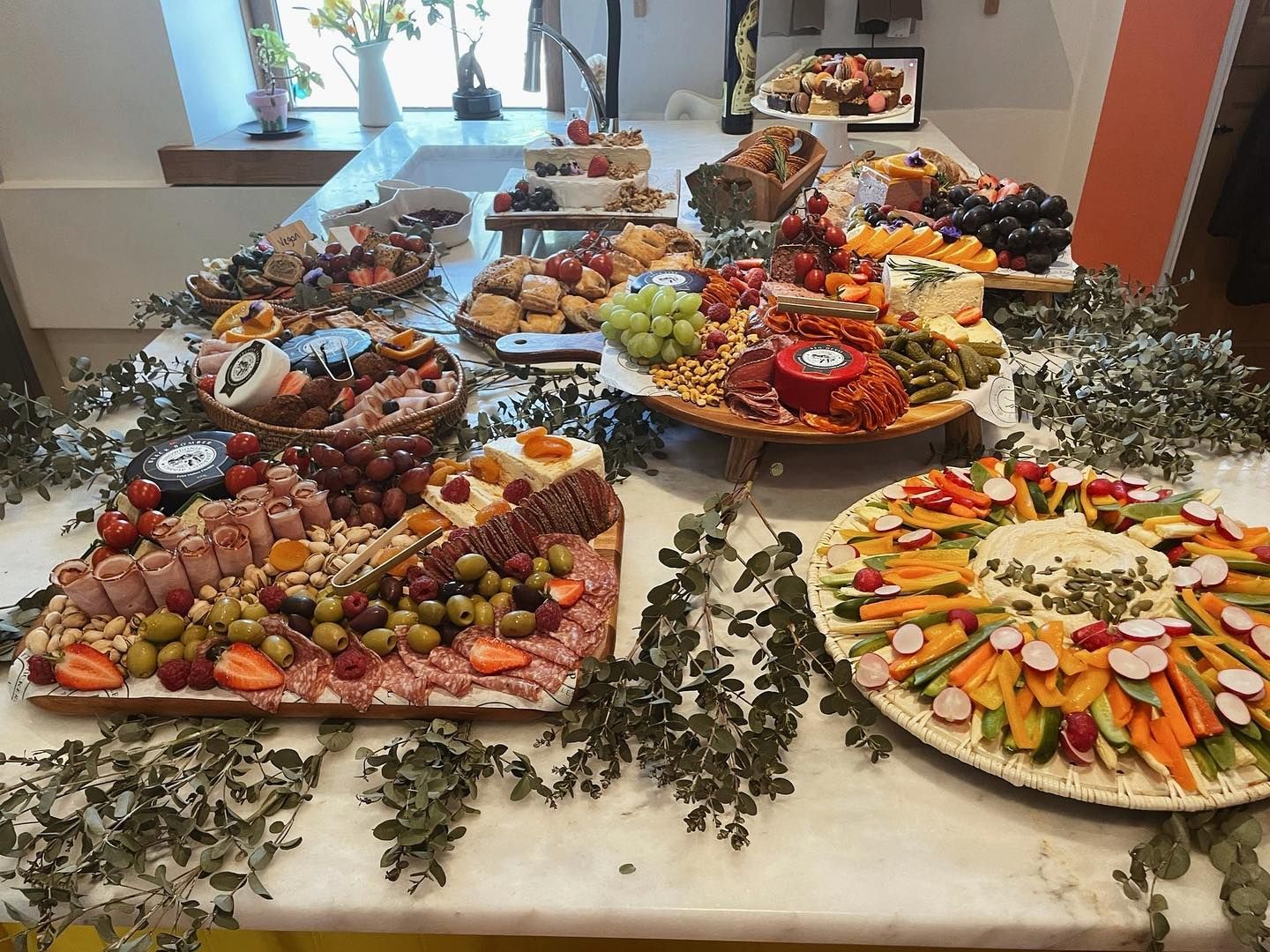 Bespoke Grazing Tables | Little Pickers Grazing