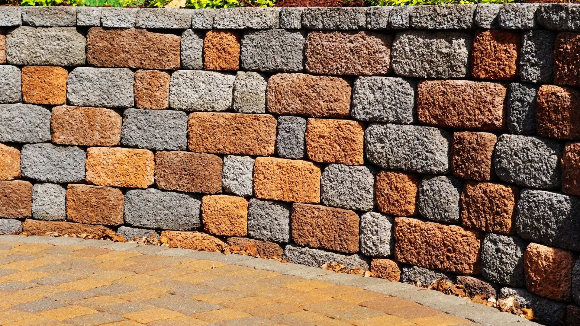 Concrete Retaining Walls - Glendale Concrete Professionals