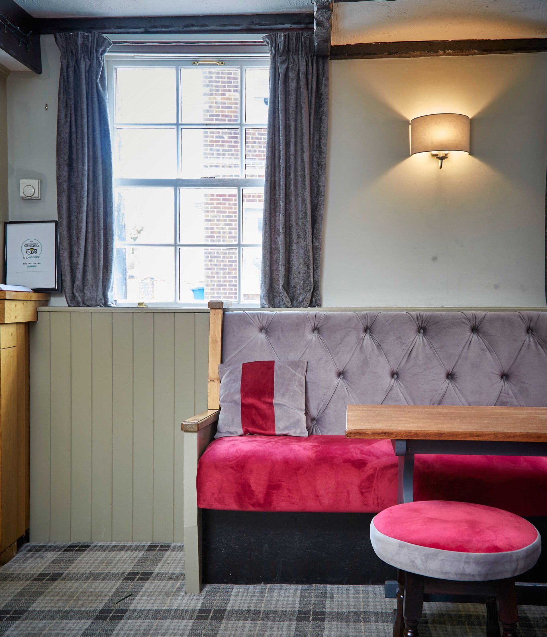 Great British Traditional Pub with Rooms in Withernwick