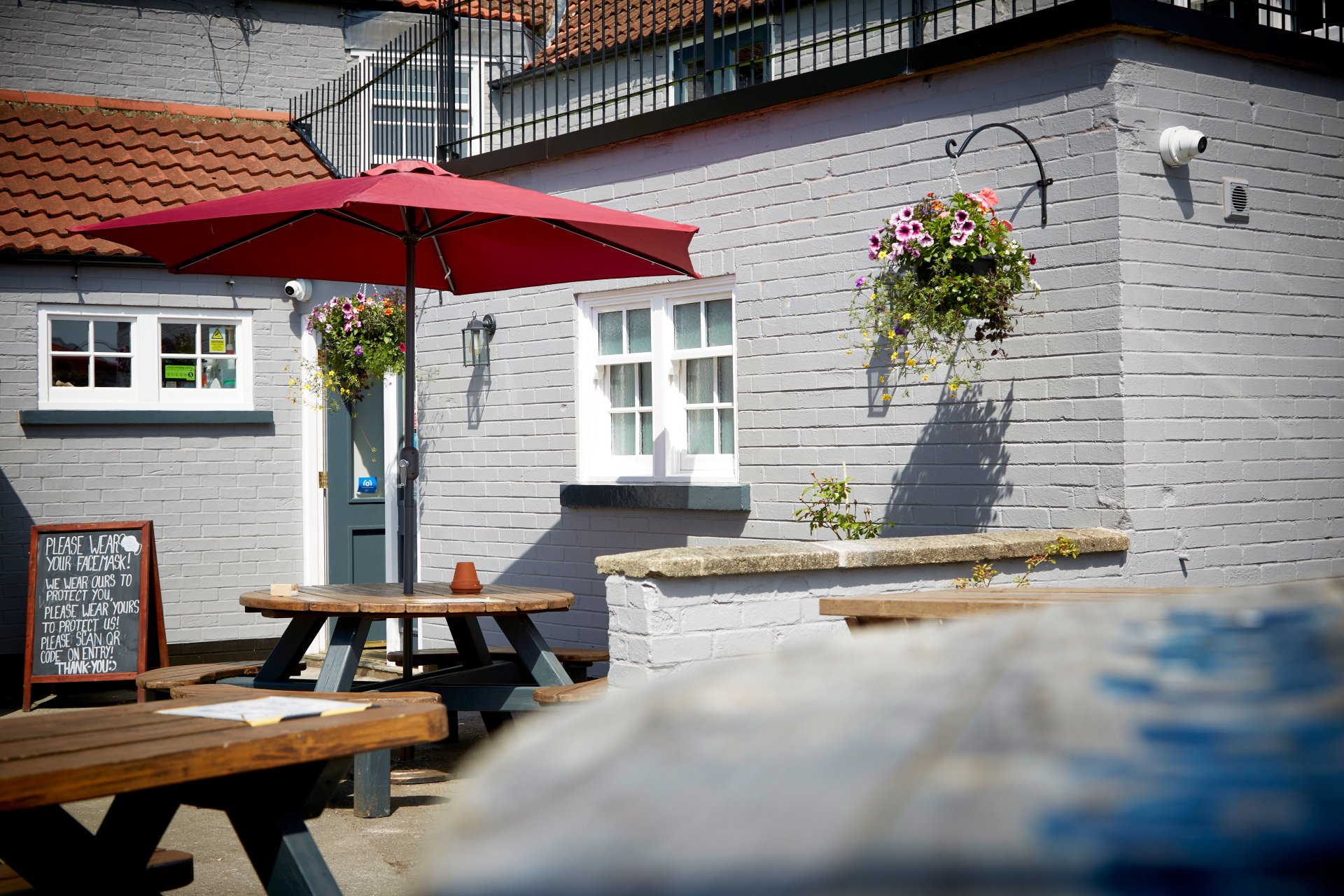 Great British Traditional Pub with Rooms in Withernwick