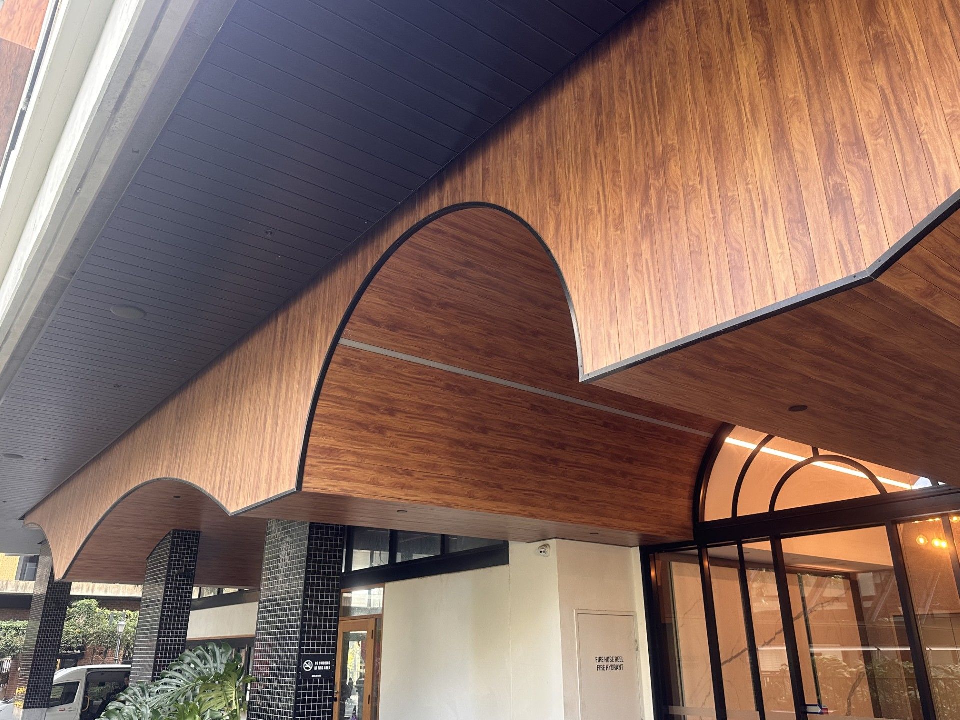 Brisbane Residential Tower Project 2 piece Aluminium Batten Timber ...