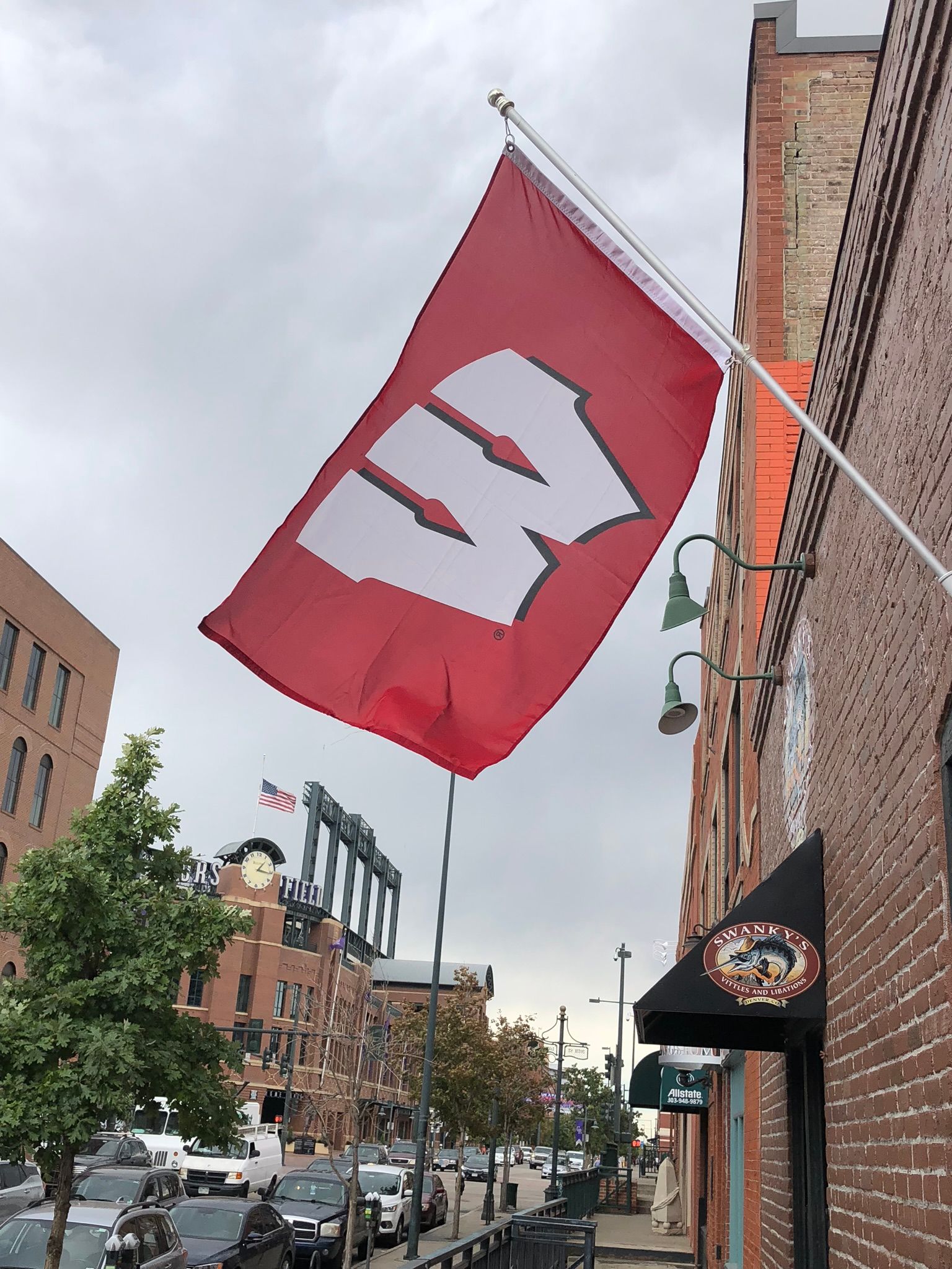 Wisconsin Badgers Bar | Swanky's Vittles
