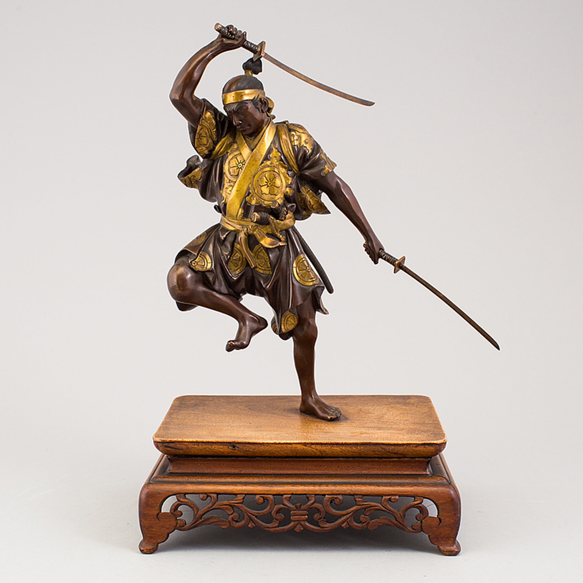Quastel Associates Valuation |GOLD & SILVER OR BRONZE SCULPTURES?