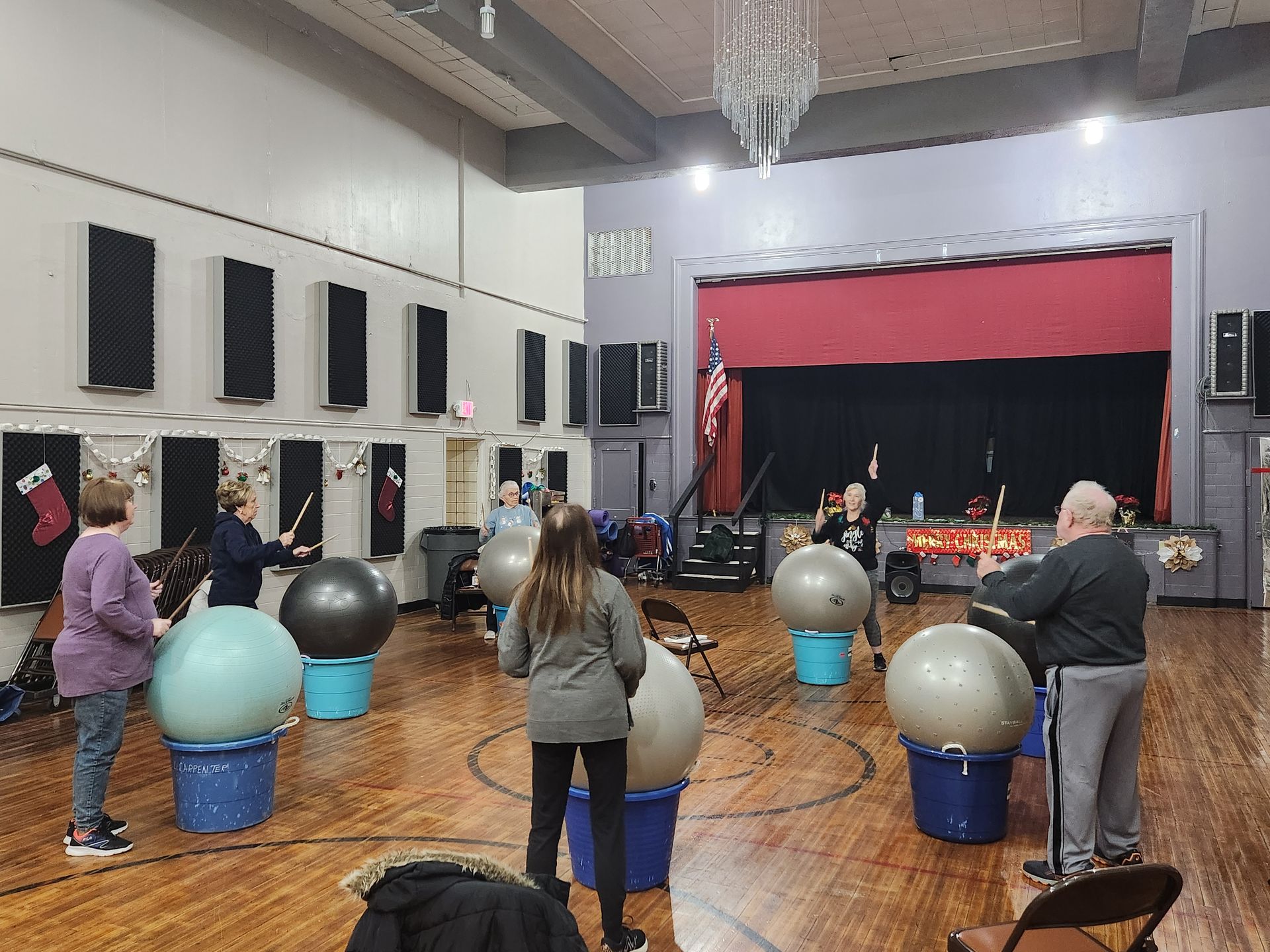 Home [muncieseniorcenter.com]