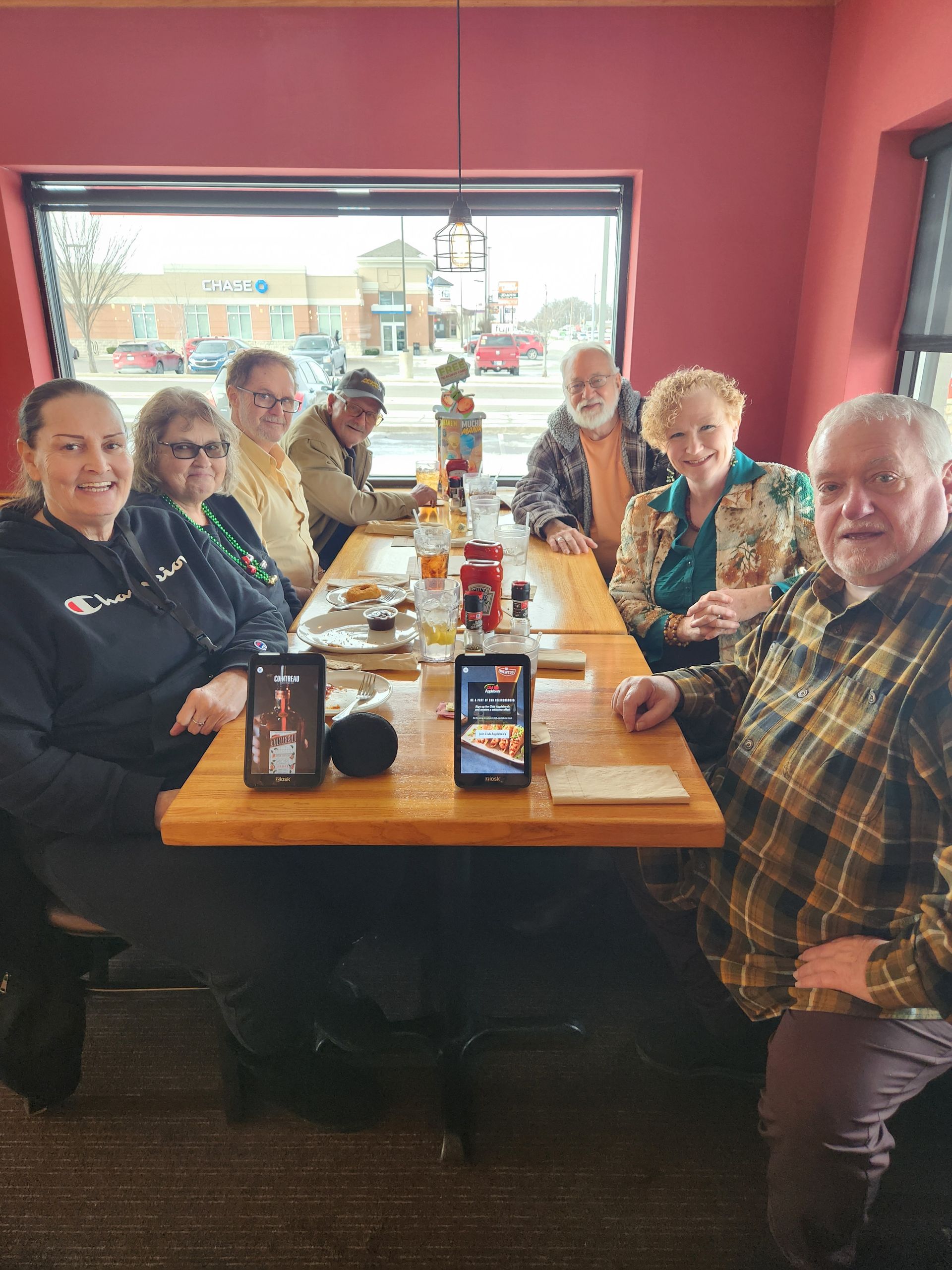 Home [muncieseniorcenter.com]