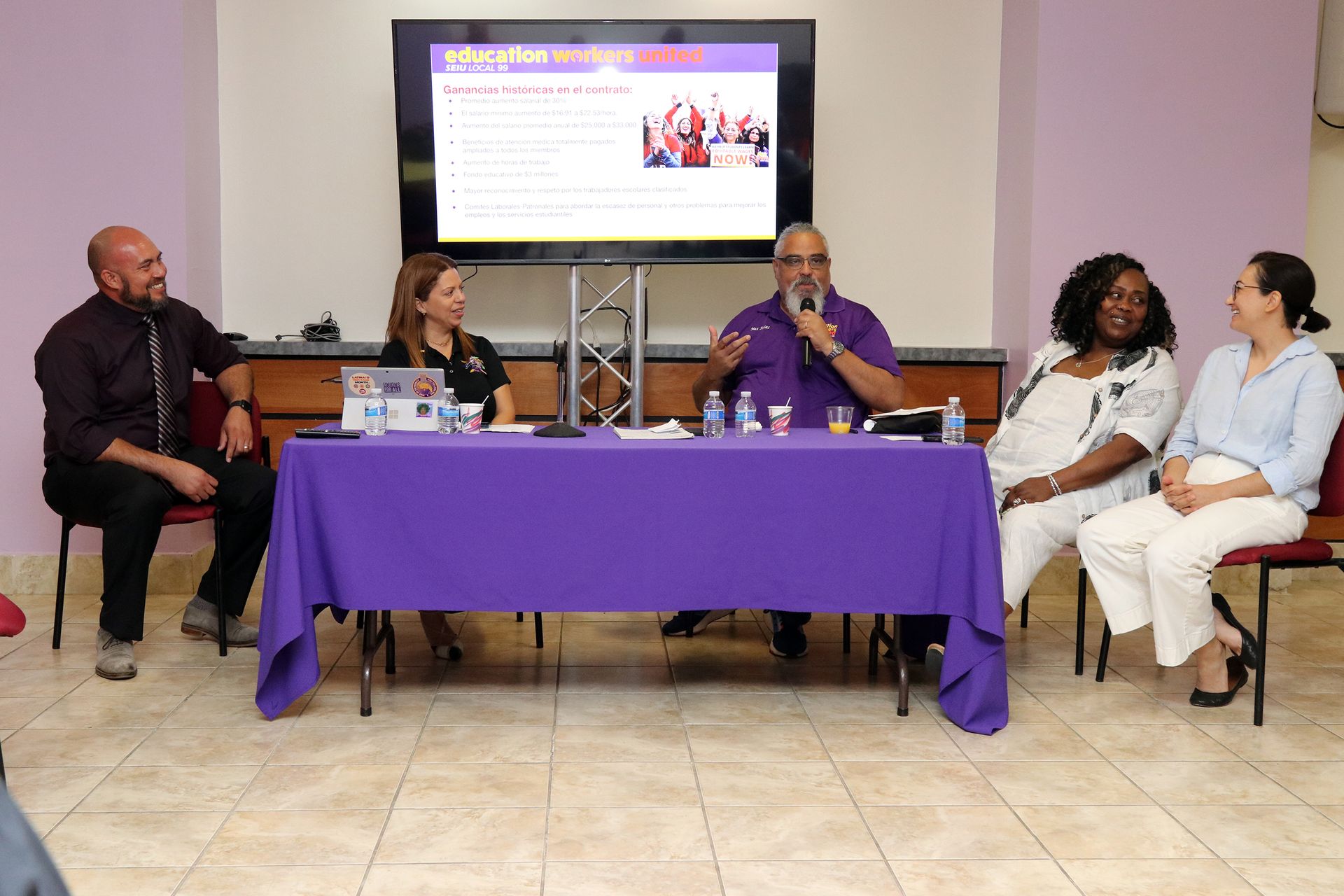 Exitoso conversatorio entre líderes de SPT y Local 99