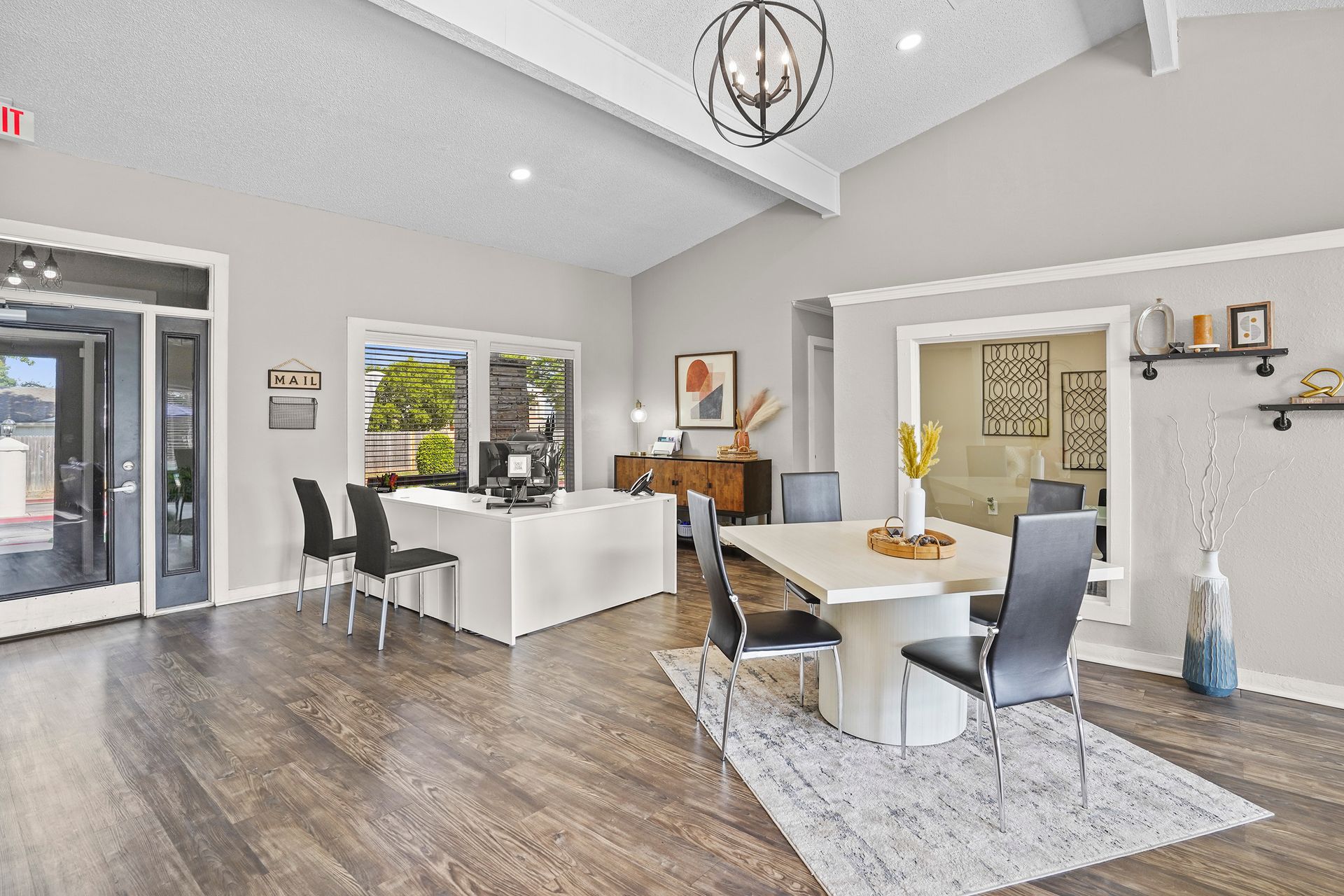 Discover Regency Point Apartments: Features & Amenities