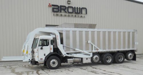 Front Load Non-Compaction Bodies | Brown Industrial, Inc.