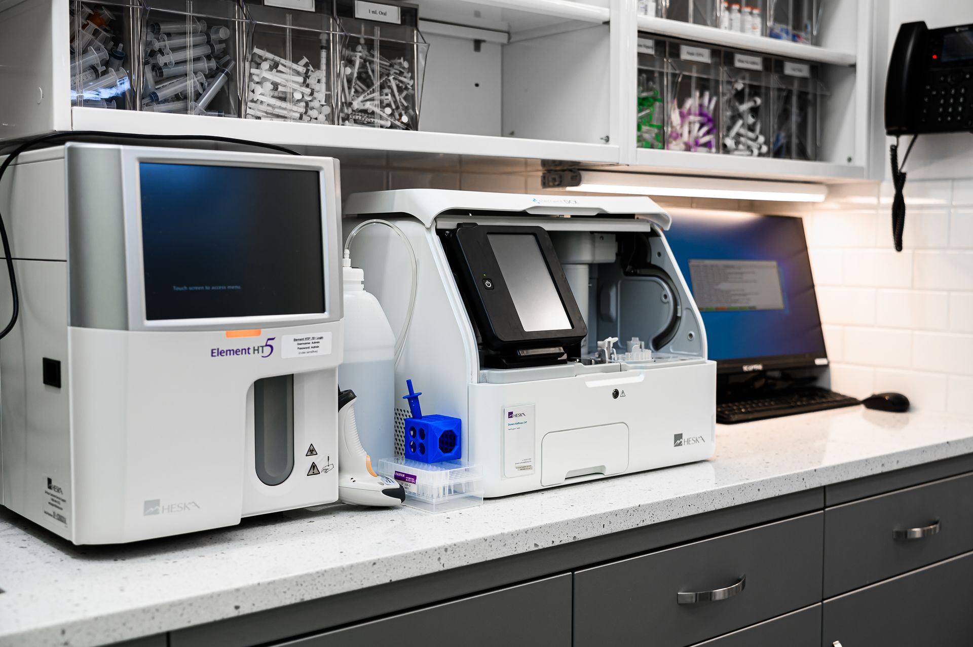 Veterinarians in East Setauket, NY | Emergency Veterinary Care – Pet ER ...