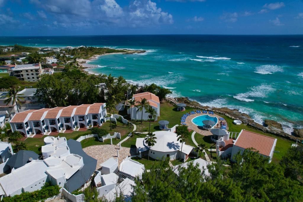 Ocean Blue Resort | Beautiful oceanfront boutique south coast hotel in ...