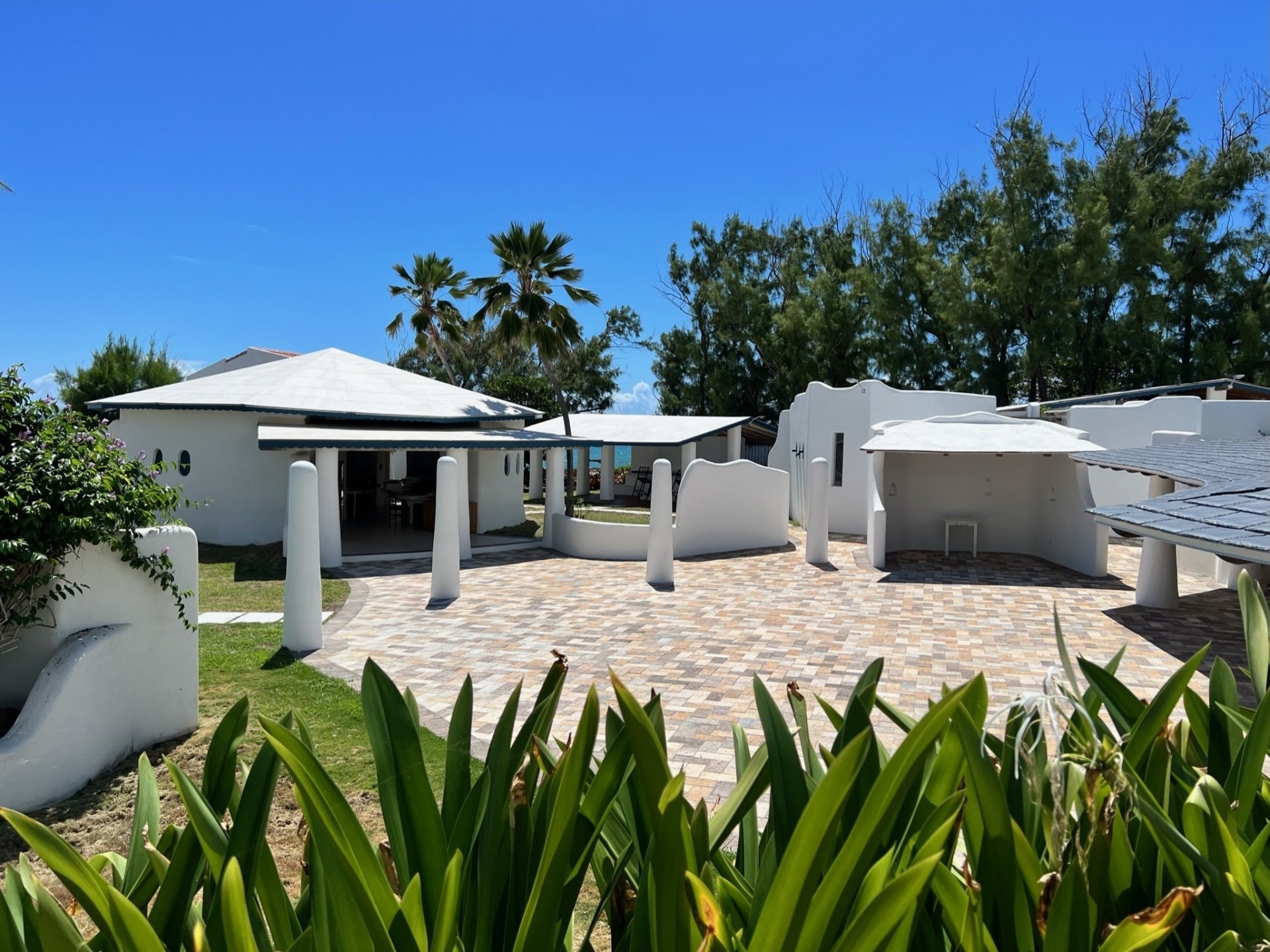 Ocean Blue Resort | Beautiful oceanfront boutique south coast hotel in ...