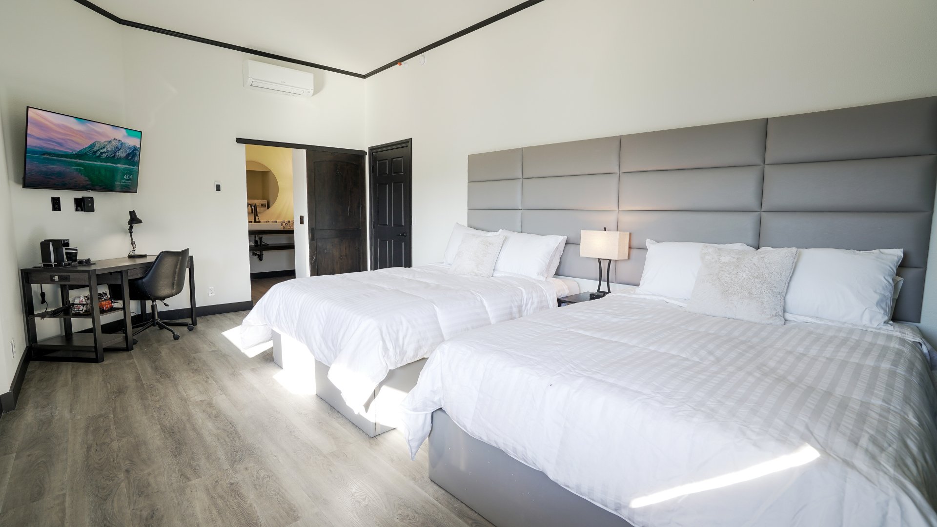 Cozy Lodging | Icon Inn | Ellensburg, WA