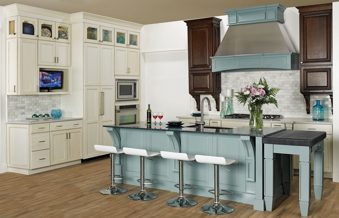 Kitchens - Builders Warehouse - Peoria IL