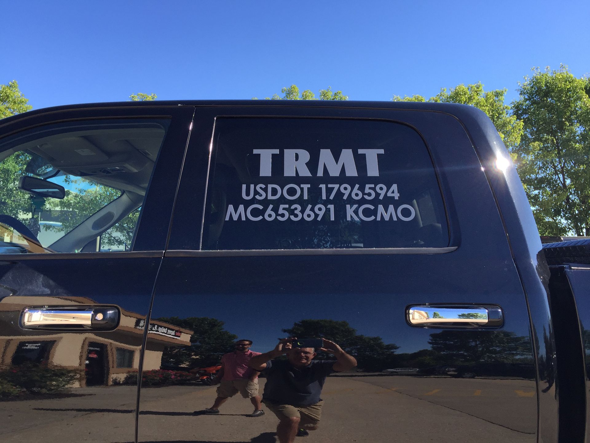 Quality Signage Solutions | Show Me Signs | US