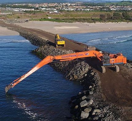 Hitachi 150T long-reach excavator hire | NSW