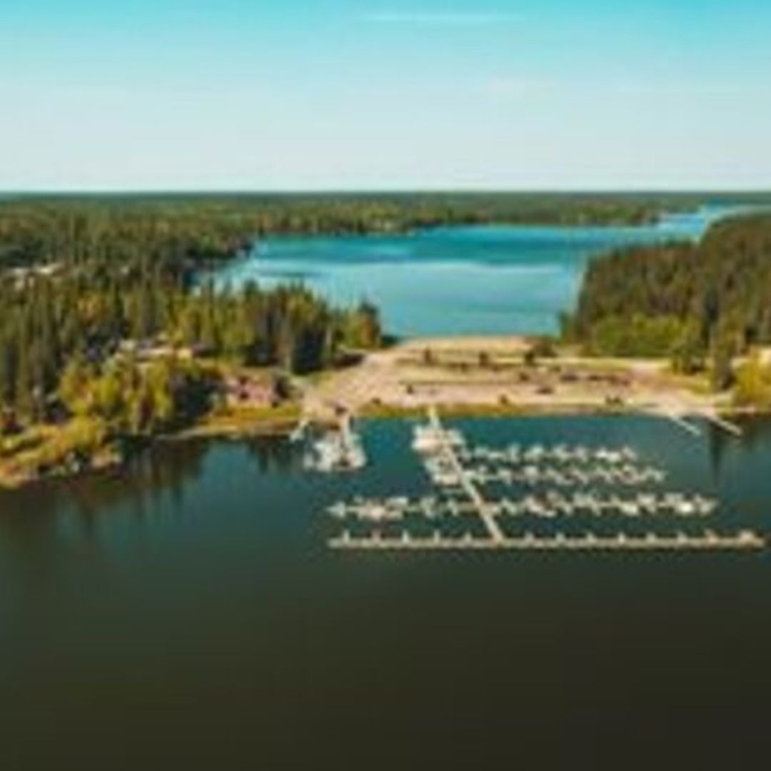 Gallery | Paint Lake Lodge