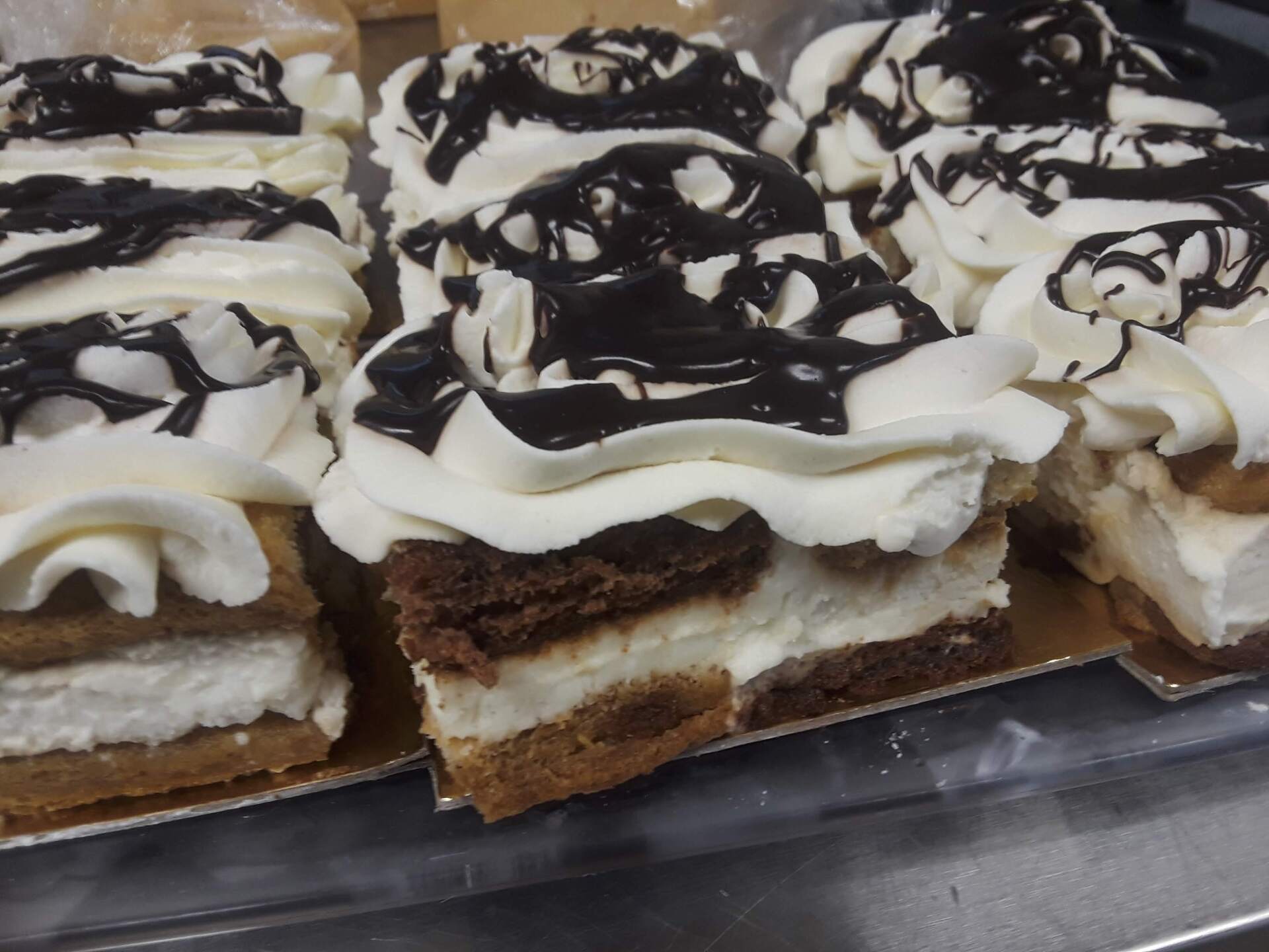 Authentic Baked Goods | Frank & Louie's | Rehoboth Beach, DE