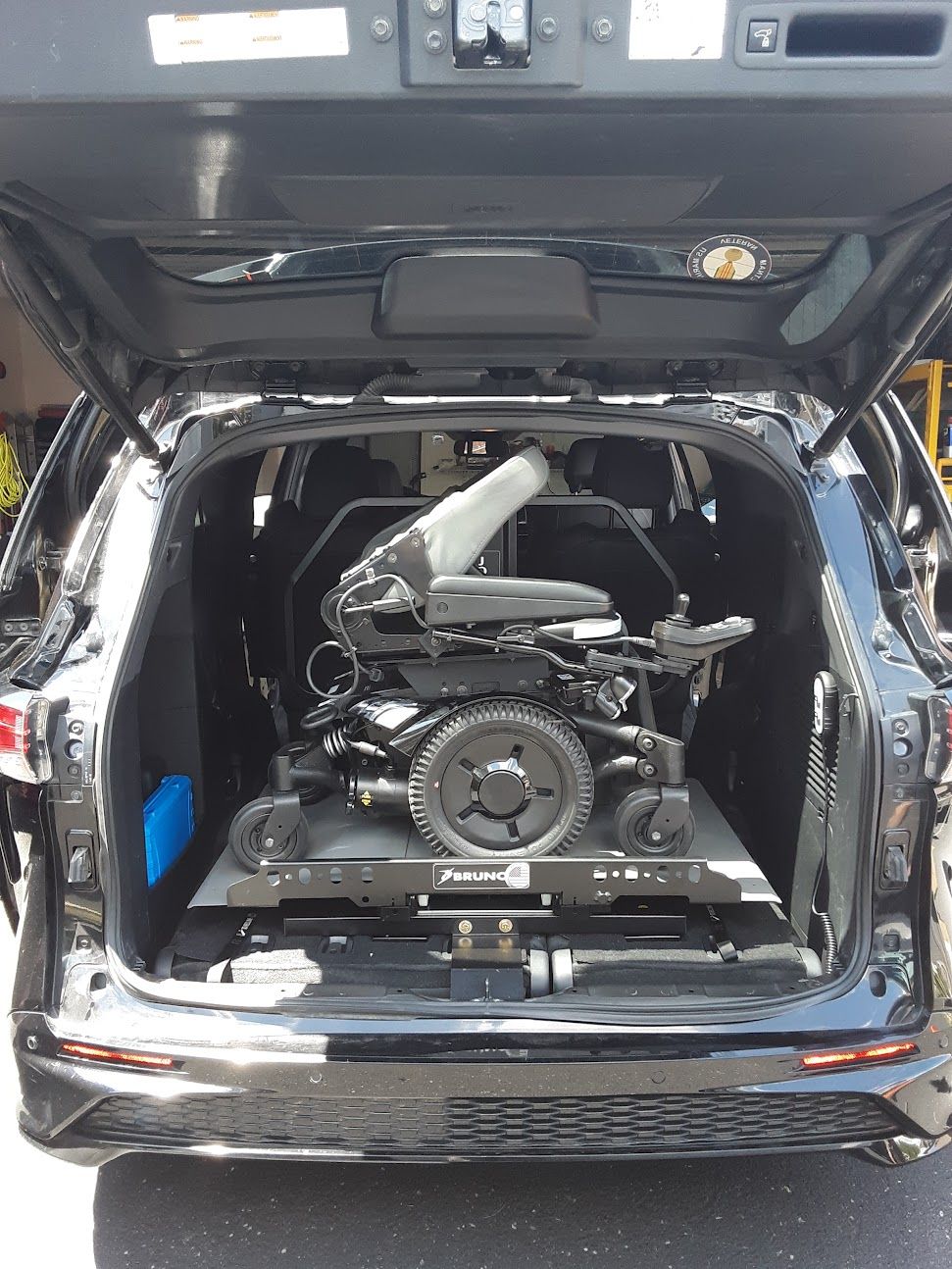 Automobile Lifts | Altamira Ltd. | Pittsburgh, PA