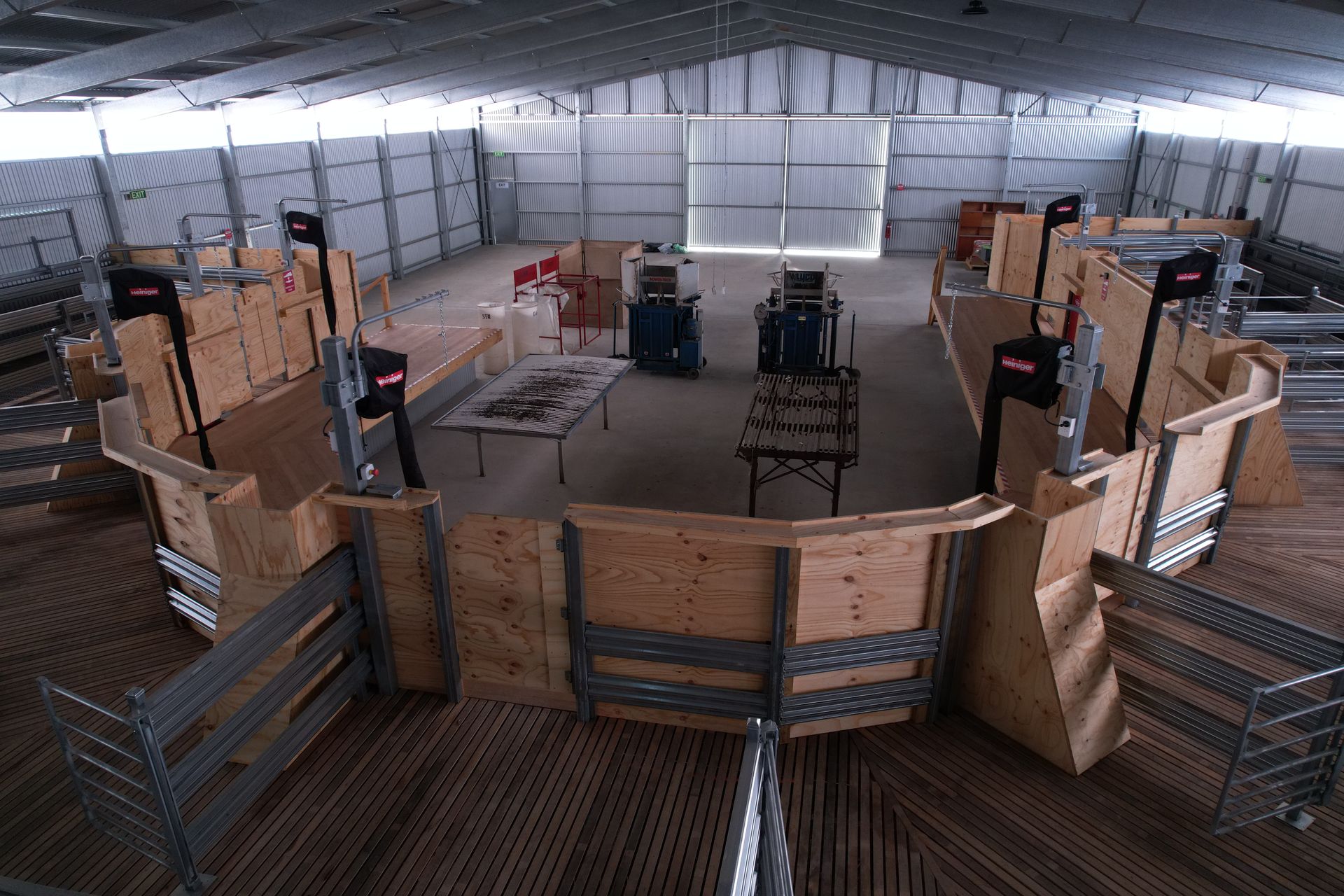 Farm Equipment and Sheds Manufacturer | Magnus Australia Pty Ltd