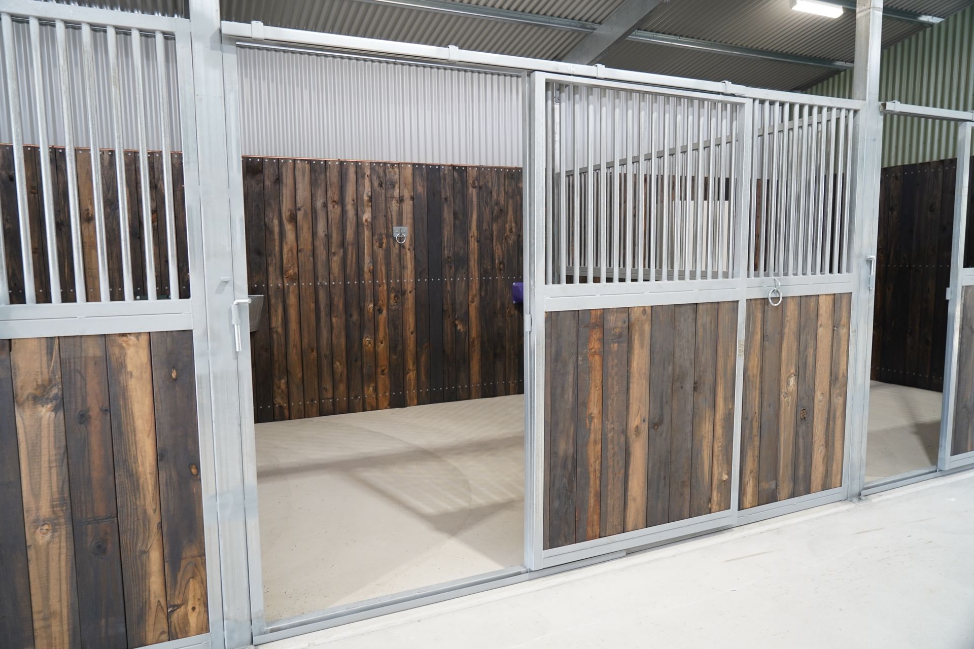 Custom Horse Stables - Adelaide Hills | Magnus Australia