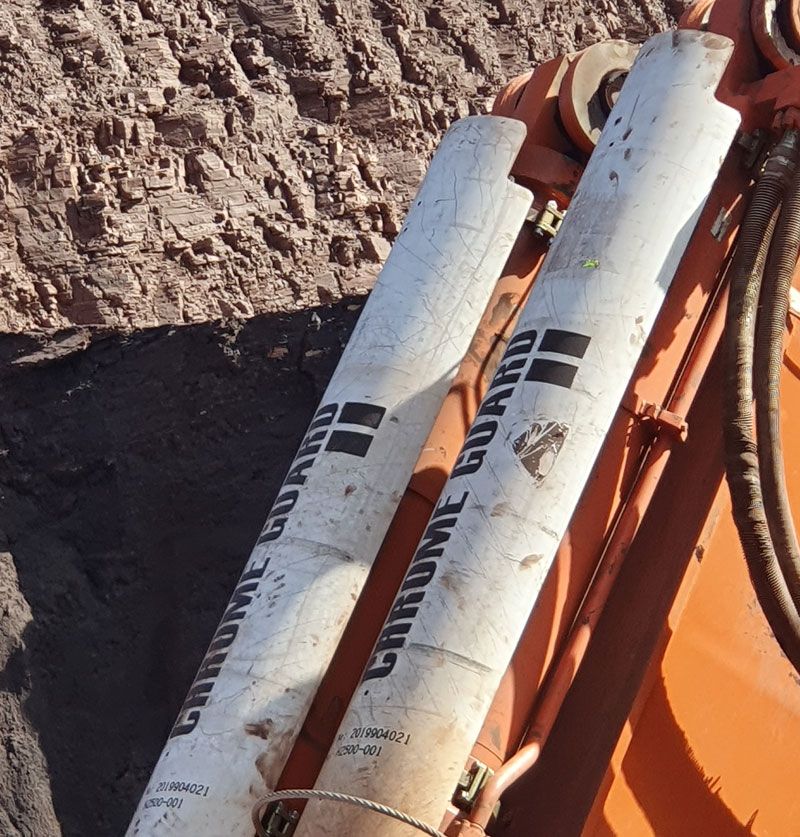 Specialised excavator cylinder guards