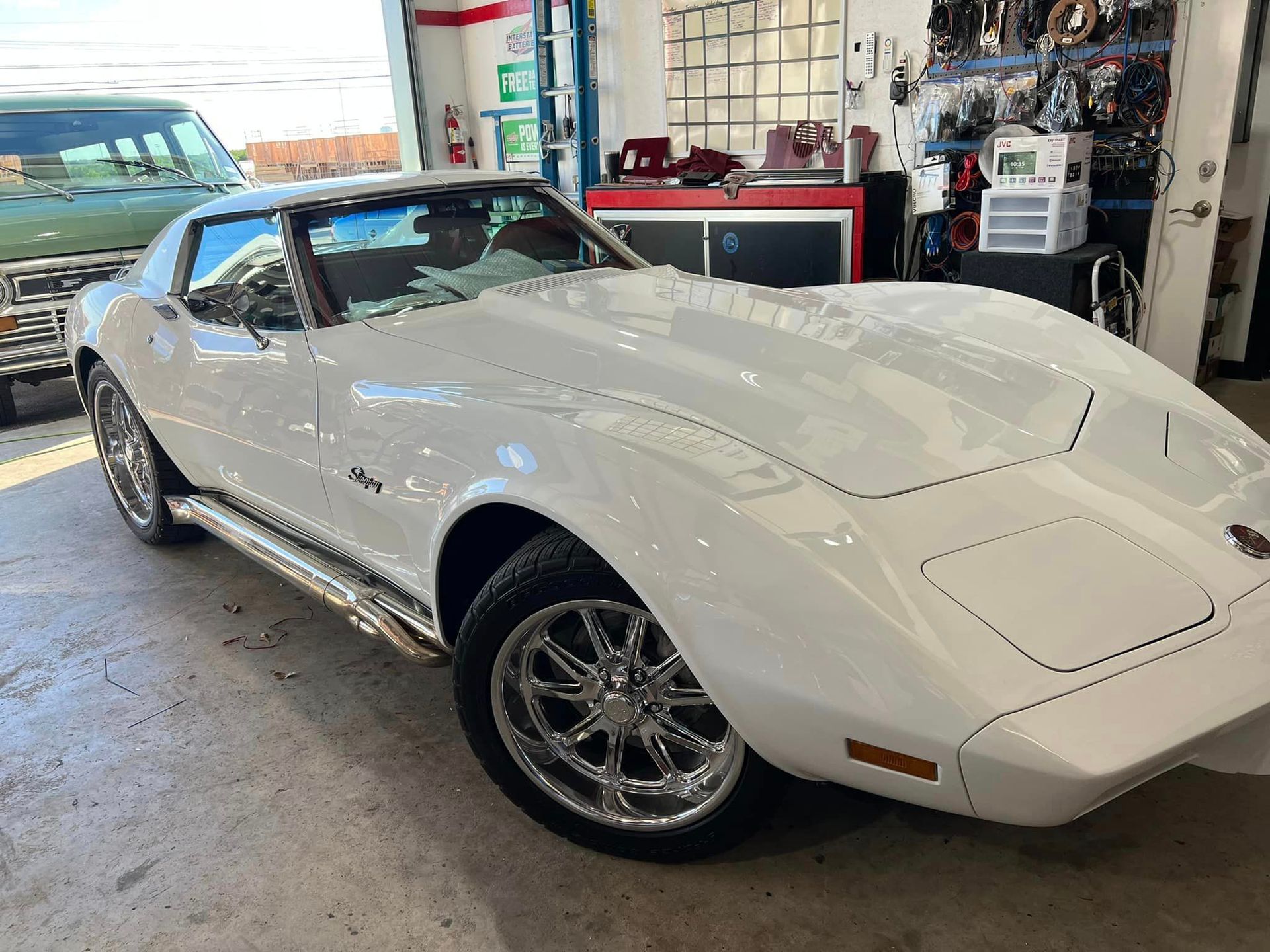 Car Stereo | Austin, TX | 512-833-3333