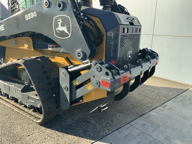 Rear ripper: Takeuchi TL10