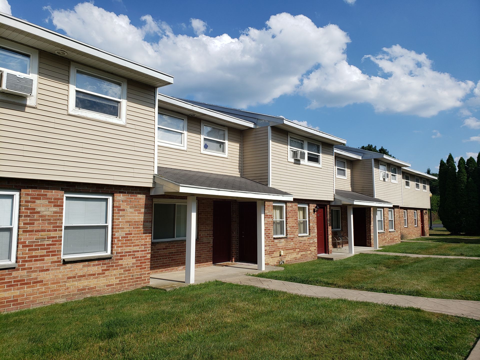 Home - DLH Properties