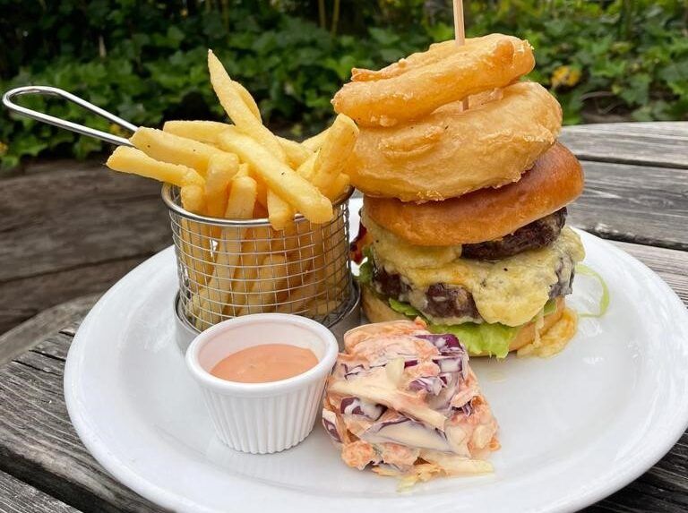 Delicious Food and Wine Menu | The Elm Tree Pub, Ringwood