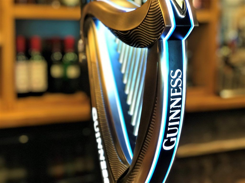 16th Century Thatched Pub in the New Forest - The Elm Tree