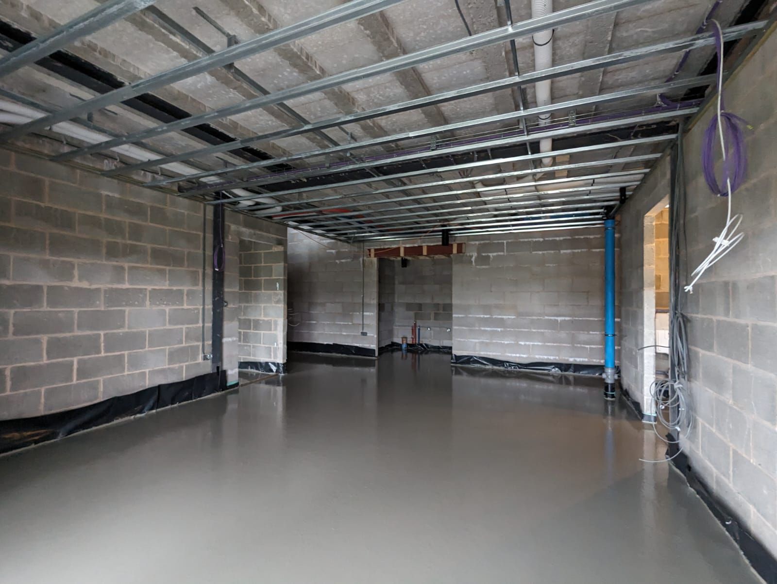 Floor screed installation process | Clockwork Screed