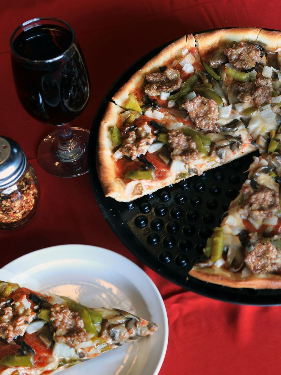 Family Pizza & More | Northfield, OH | Farinacci Pizza