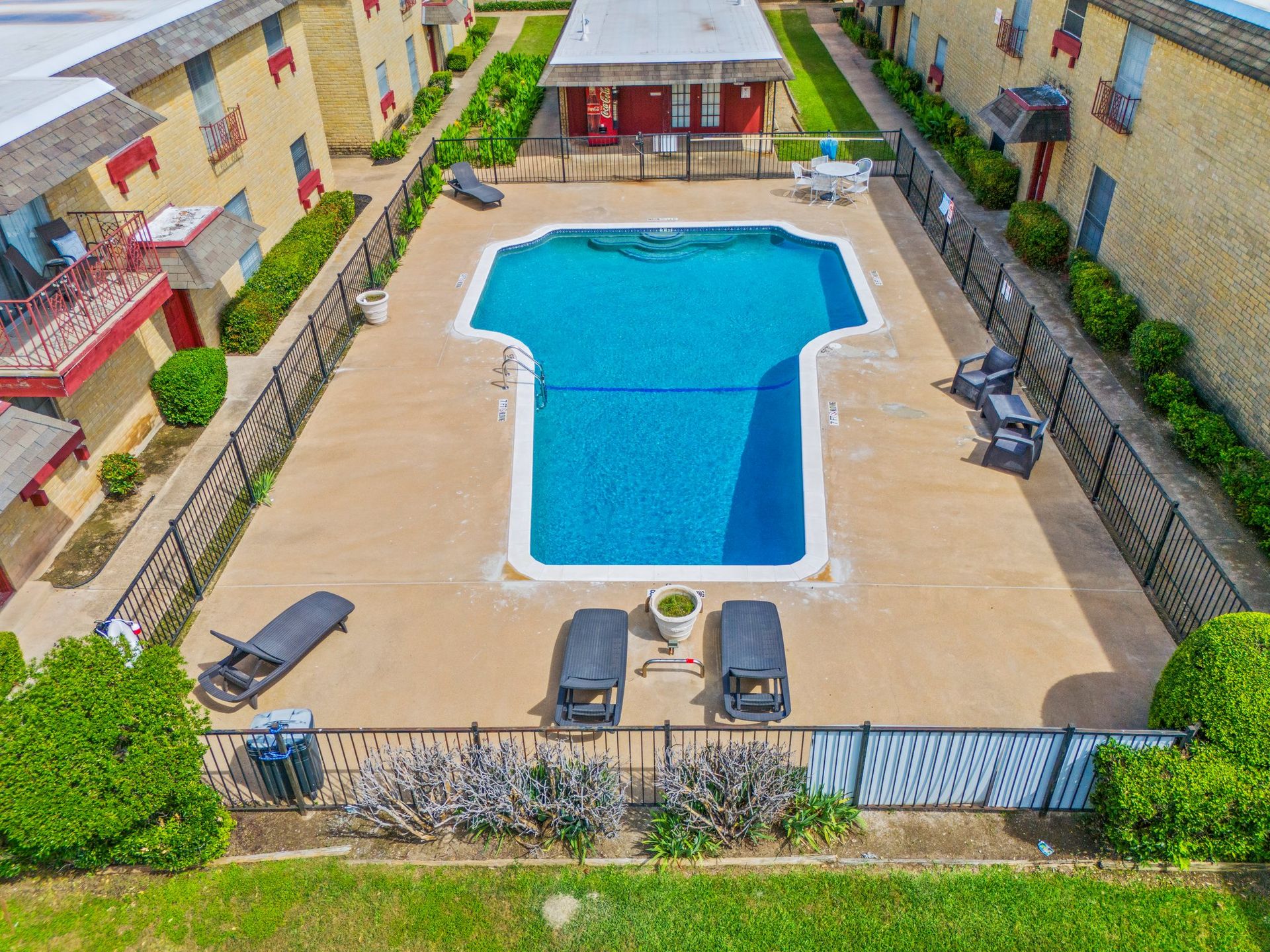 Photo Gallery - Car Mel Apartments