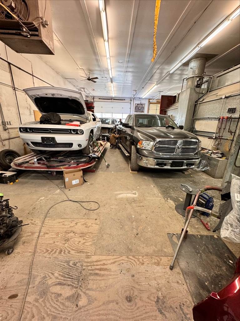 DIAMOND AUTO BODY LLC