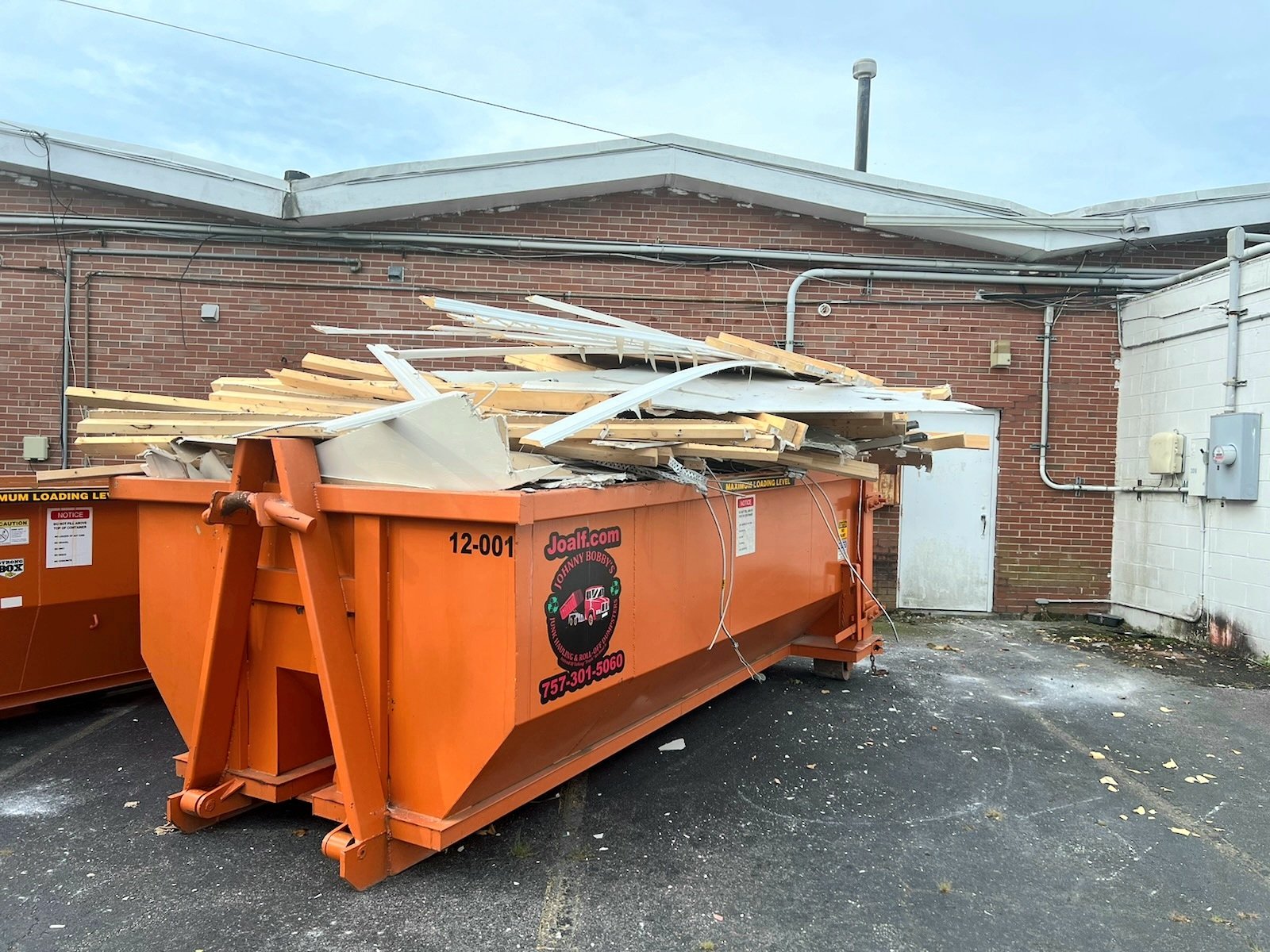 Properly Loading Your Dumpster - JOALF