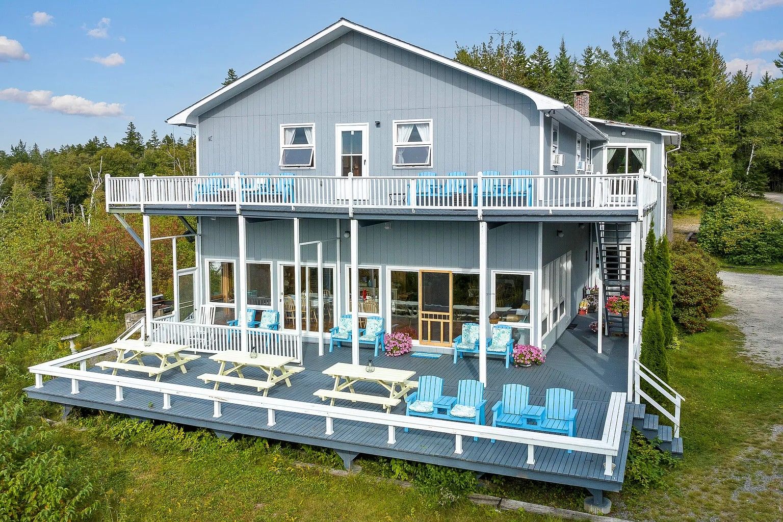 The Bluff House Inn, Maine: Inns and Cabins overlooking Frenchman bay