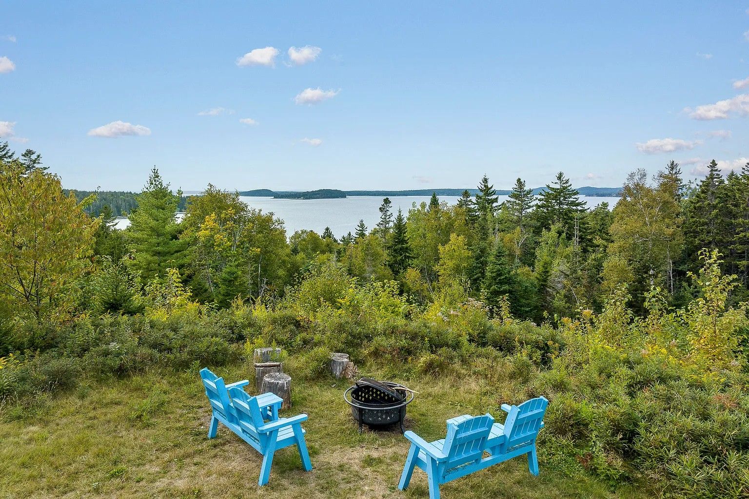 The Bluff House Inn, Maine: Inns and Cabins overlooking Frenchman bay