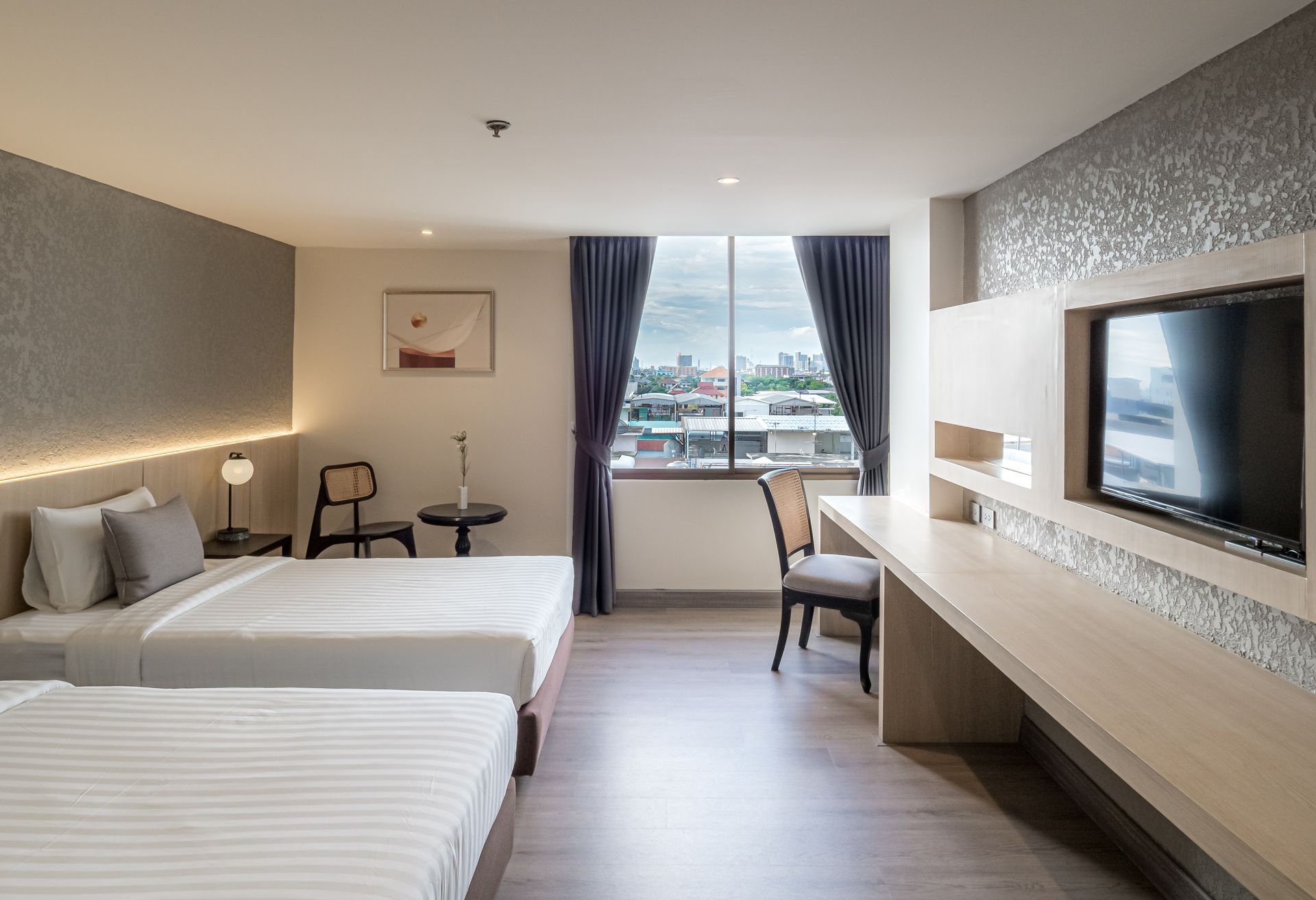 Cross Vibe Bangkok Srinakarin | Hotel Near Suan Luang Rama 9 Station