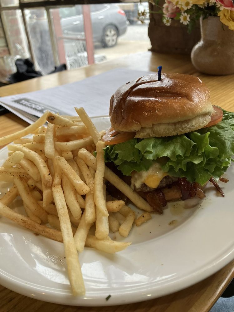 Savor the Flavor With 5 Must-Try Burgers in Decatur