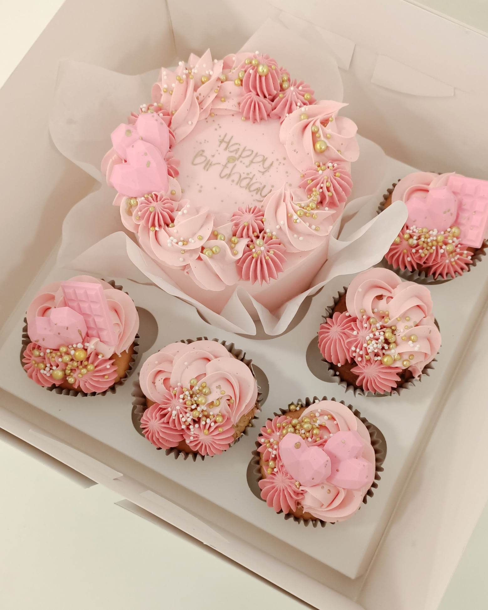 Baked & Caked. Custom cakes Helensvale, Gold Coast