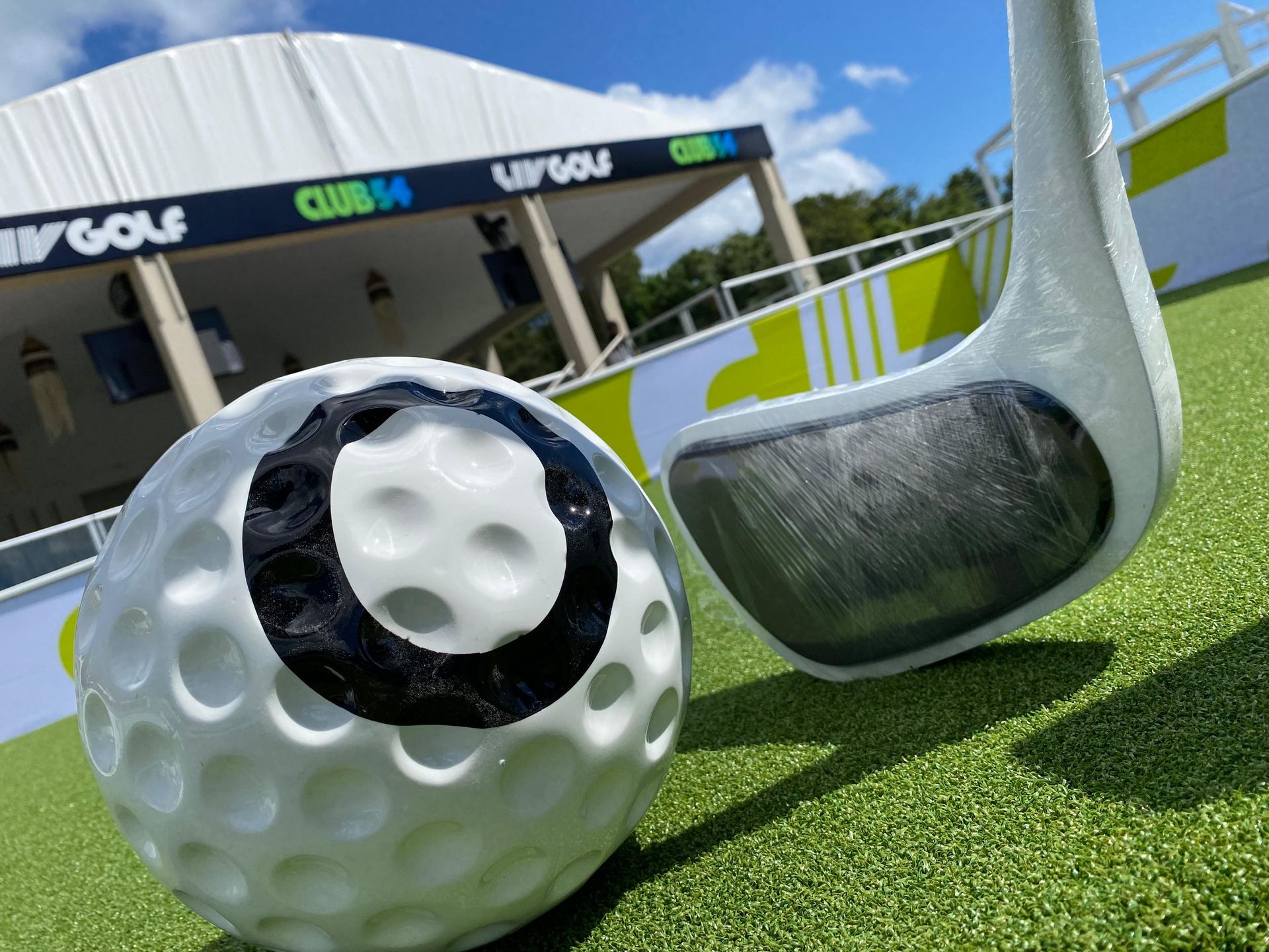 LIVGOLF